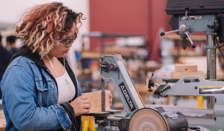 ¿Qué es Andon en lean manufacturing? Ejemplos y tipos de sistema